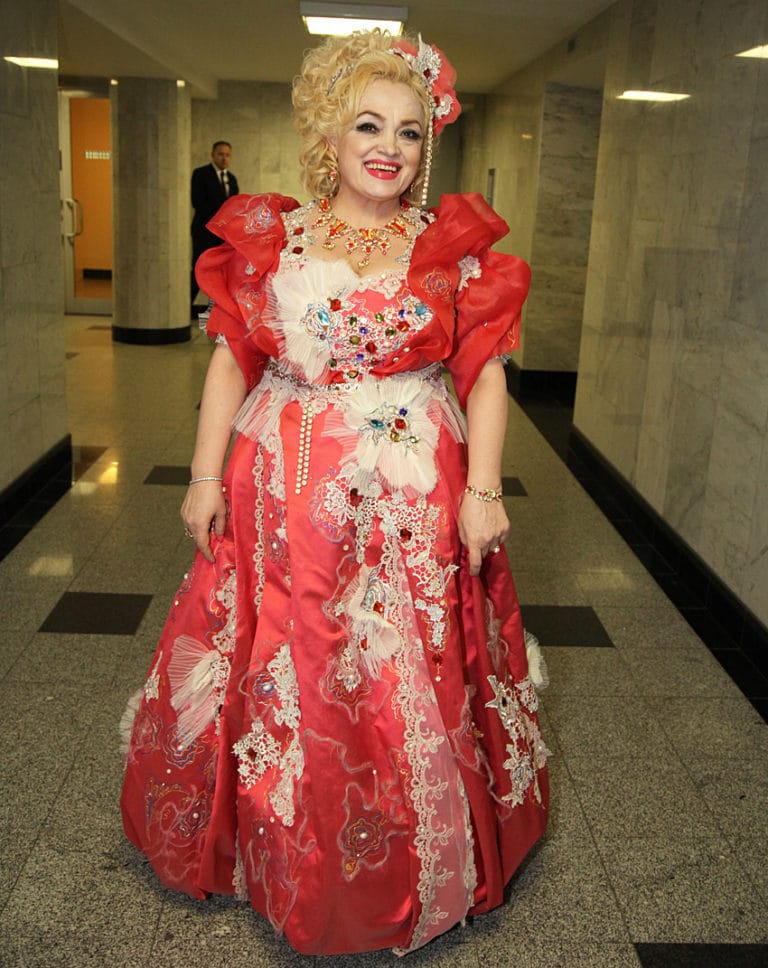 Надежда Кадышева: Биография певицы - Salve Music