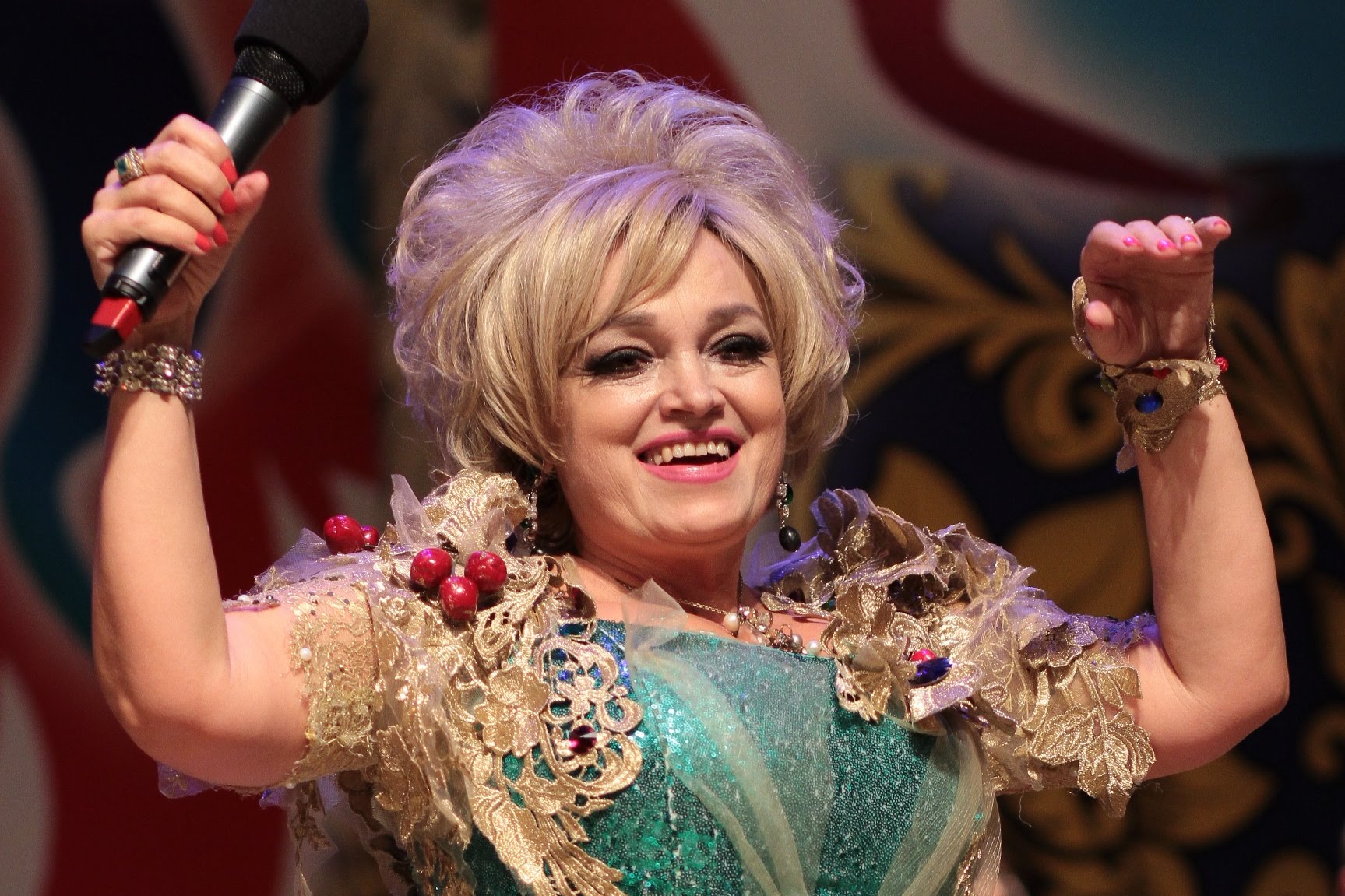 Надежда Кадышева: Биография певицы - Salve Music