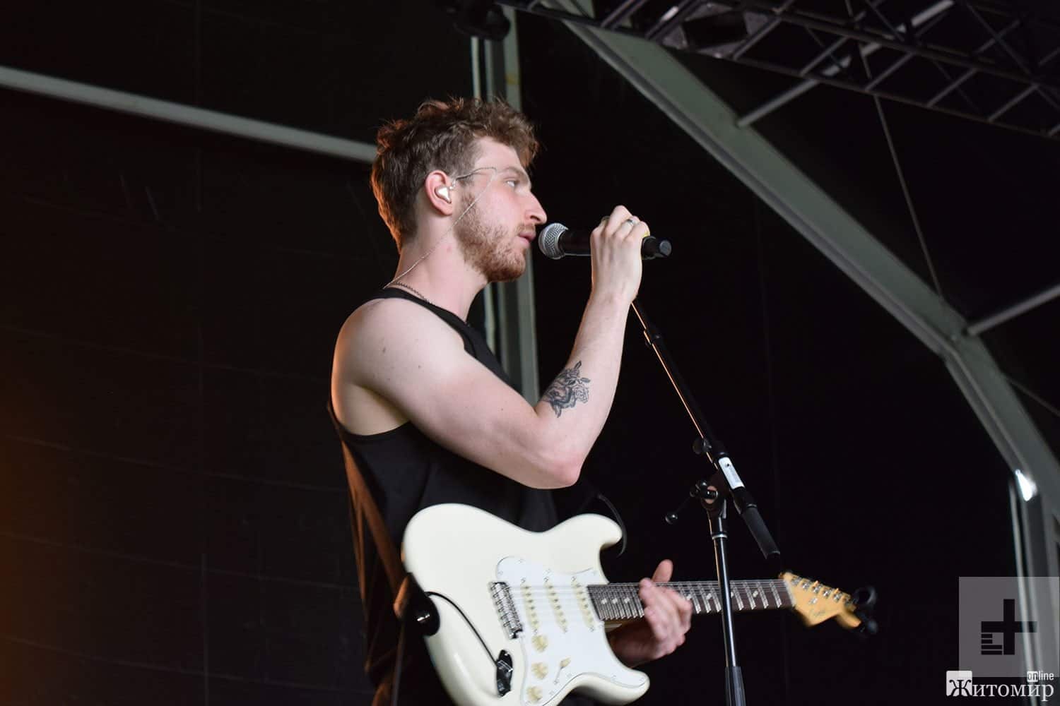 Two Feet (Ту Фит): Биография артиста - Salve Music