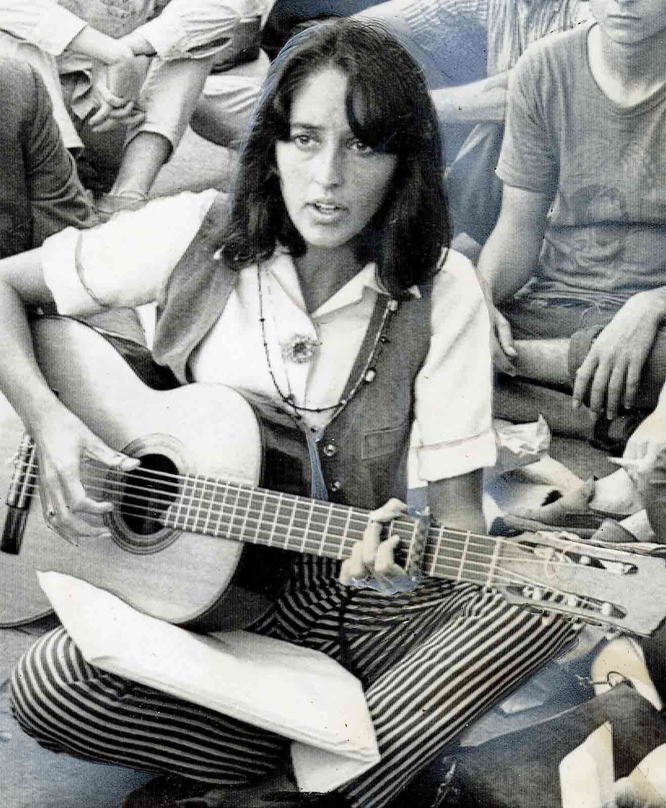 Joan Baez (Джоан Баэз): Биография певицы - Salve Music