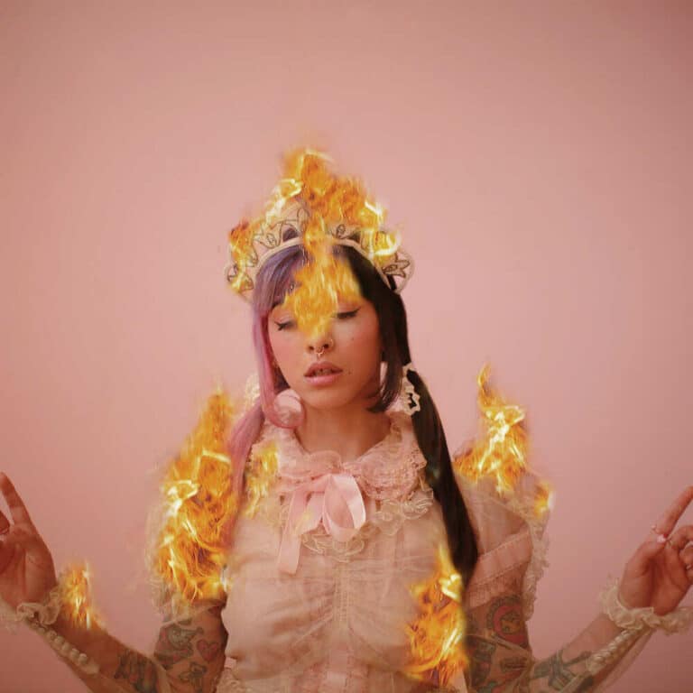 Melanie Martinez (Melanie Martinez): Biografia da cantora - Salve Music