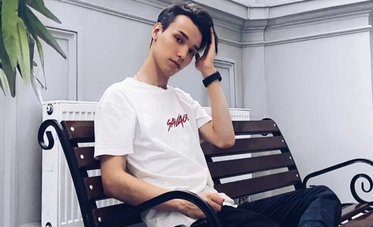 AkStar (AkStar): Biography of the artist - Salve Music