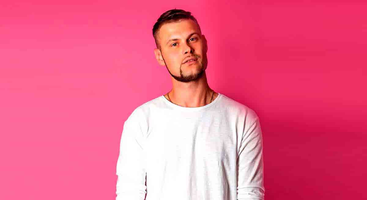 Zomb (Semyon Tregubov): Biography of the artist - Salve Music